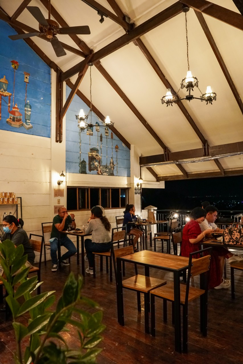 Kaulayaw Cafe: Local Brews + Overlooking View of Antipolo ...